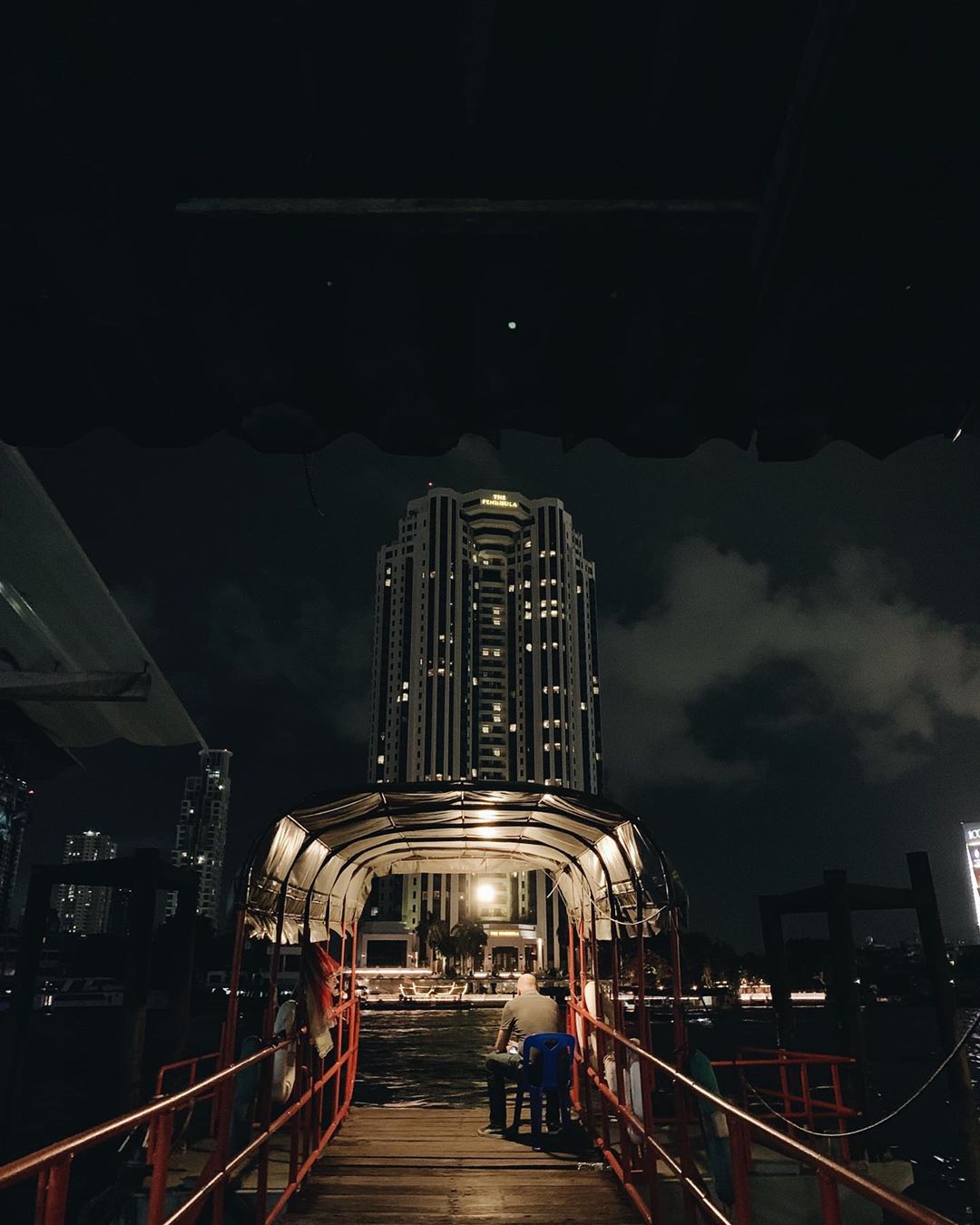 7 Bangkok Bars With Chao Phraya River Views For All Budgets