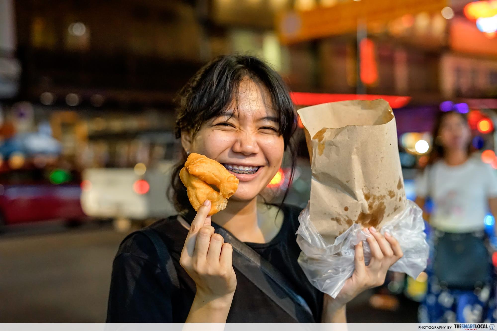 Pa Tong Go Savoey Sells Michelin Featured Thai-Style Churros Under ฿60 ...