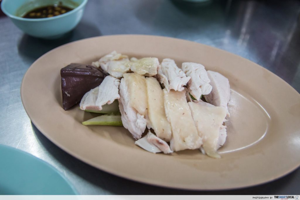 Go-Ang Pratunam - Bangkok's “Best” Chicken Rice That’s Open Till 2AM