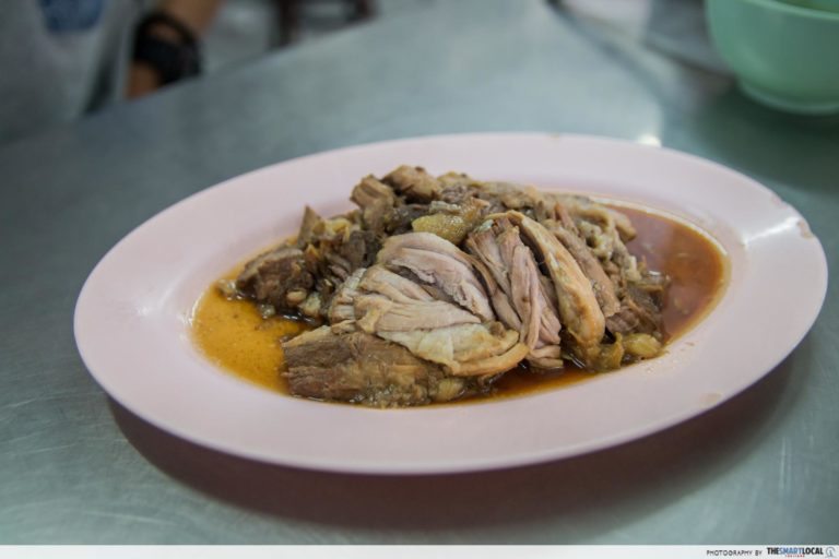 Go-Ang Pratunam - Bangkok's “Best” Chicken Rice That’s Open Till 2AM