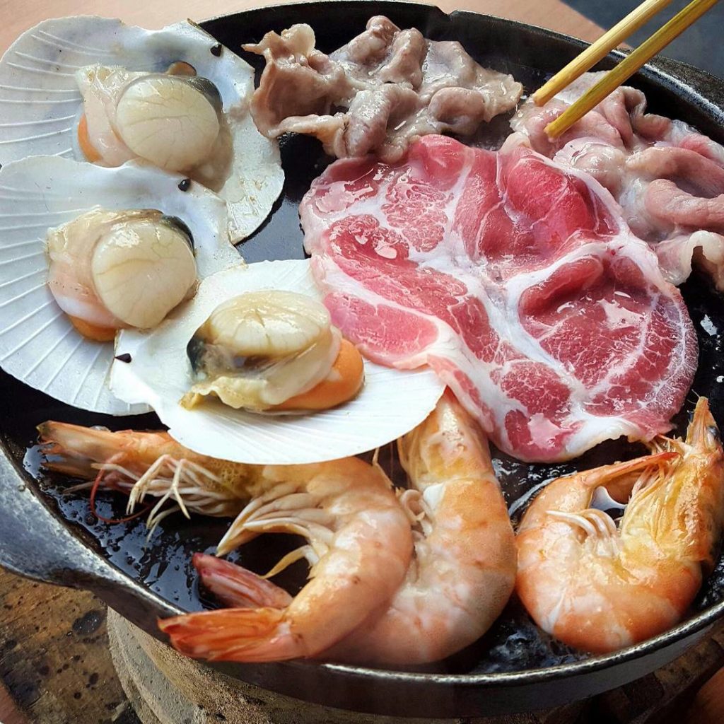 Cheap Bangkok Mookata Buffets For Authentic Thai Style BB