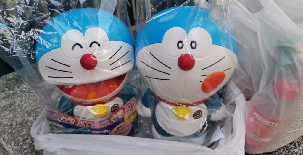 7-11 Is Selling Doraemon Tumblers You Can Also Use As A Piggy Bank