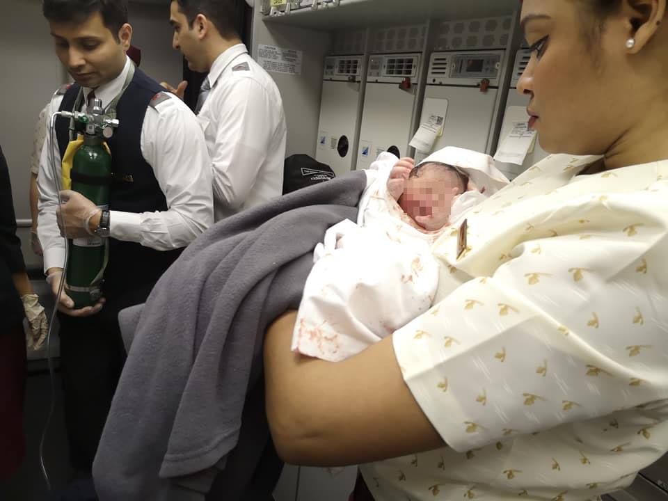Thai Woman Gives Birth On Airplane, Doctor Helps With Delivery