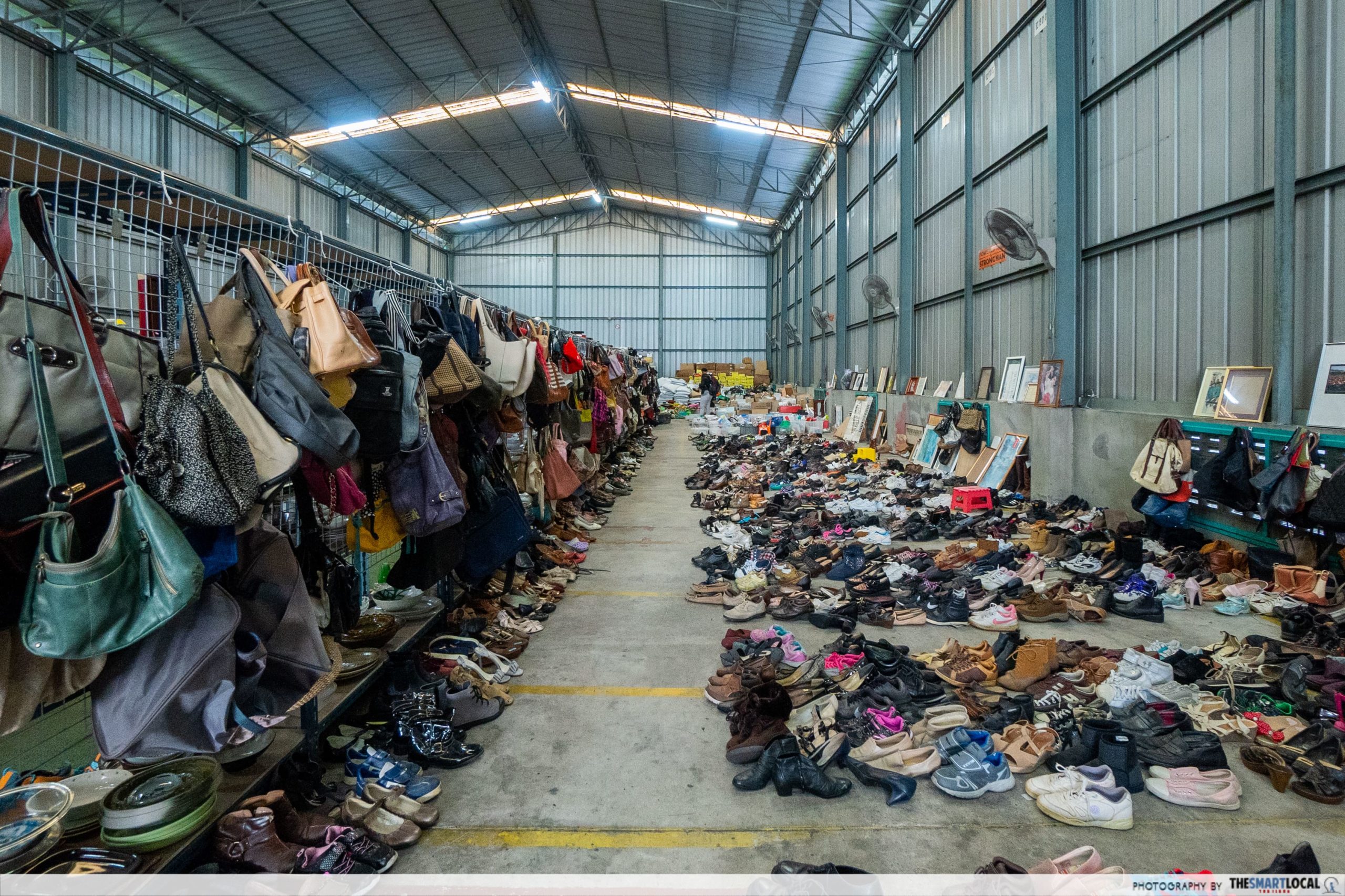 Sakura Secondhand Market Sells Items Imported From Japan