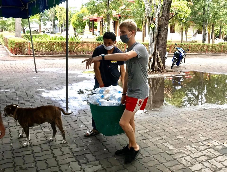 Stranded Tourist Helps Out At Temple During Pandemic