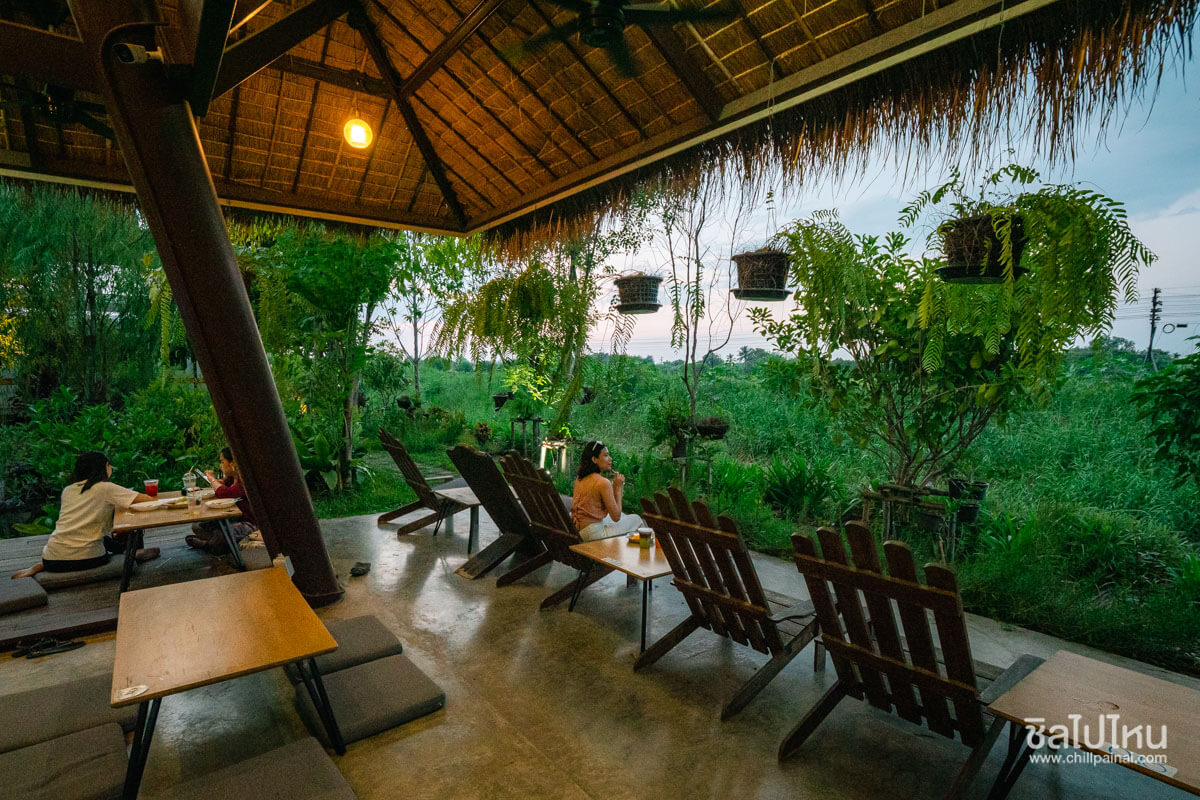 This Greenhouse Cafe Has European-Style Gardens & Is Set In A Train