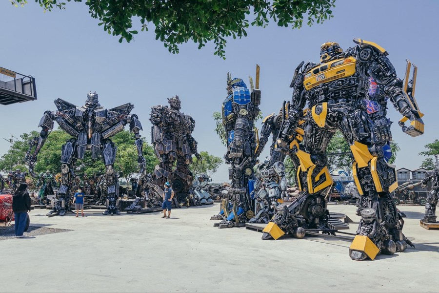 Ban Hun Lek, Ang Thong: Museum With Giant Movie Character Sculptures