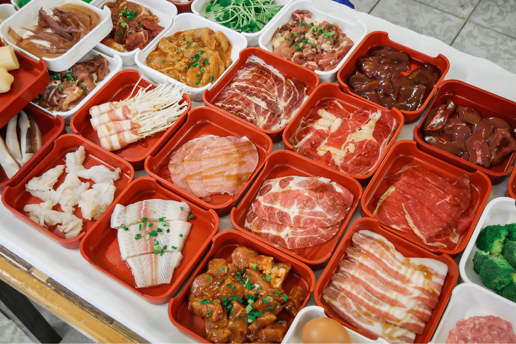 Chiang Mai Has A Shabu Buffet With Supersized Trays Of Meat At ~$6