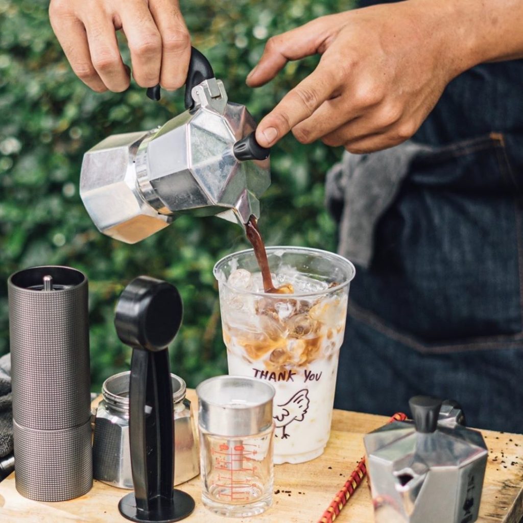 COFFEE CUB In BKK Sells Dripped Coffee From Just $1 On A Motorbike