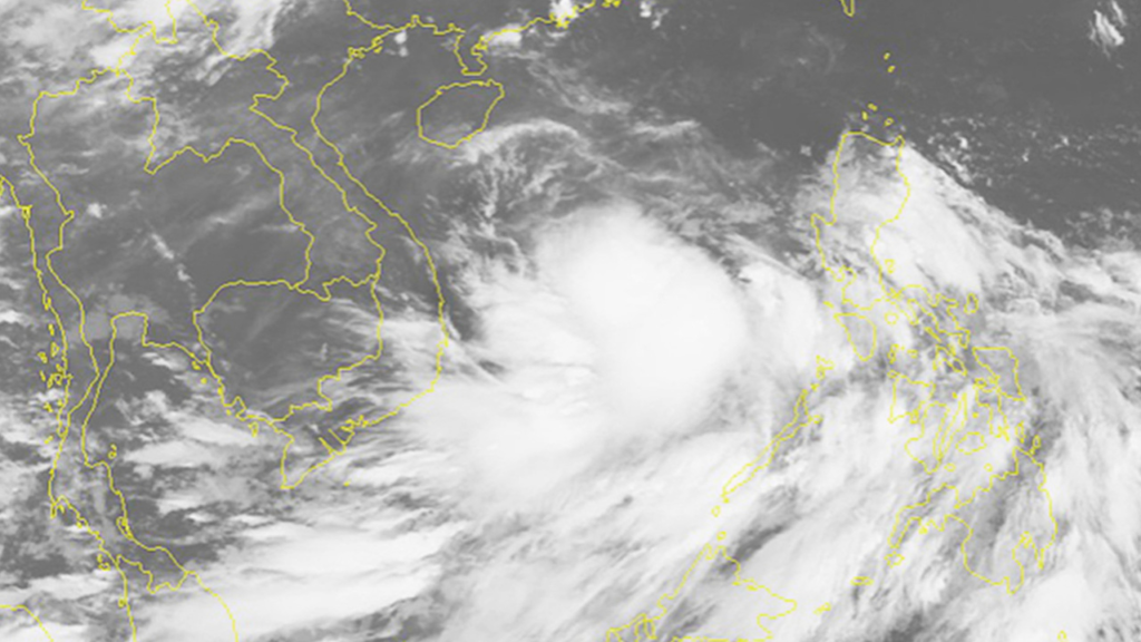 Tropical Storm Noul Hits Thailand, Floods Wreak Havoc In Bangkok