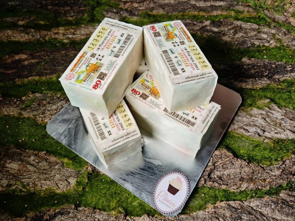 This Bangkok Cafe Serves Bizarre Cakes That Look Like Chicken Rice