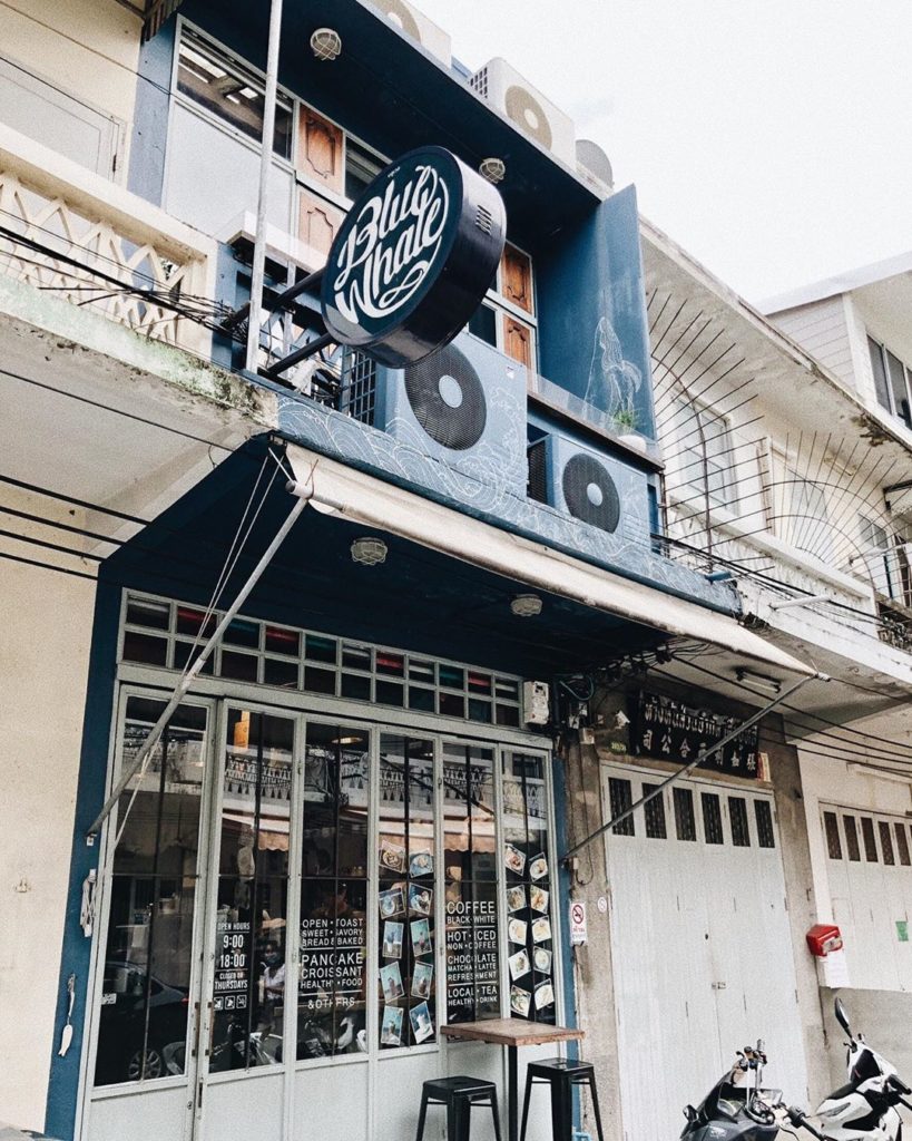 Blue Whale Cafe: Gorgeous Blue Cafe In BKK With Colourful Desserts