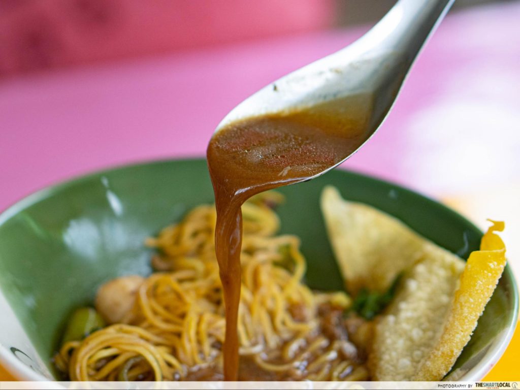 This Boat Noodle Shop Has Buffets With Tea And Desserts For Only ฿49