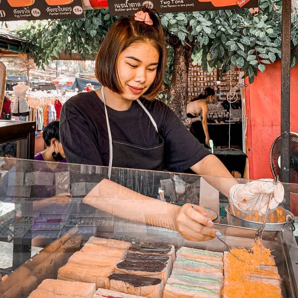 Chillva Market In Phuket Is A Night Bazaar That's Open On Weekdays
