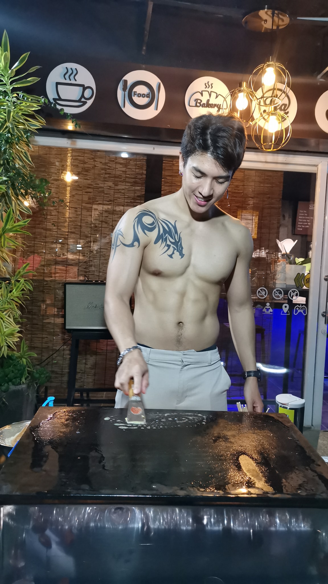 Thai Buff Bread Vendor Goes Viral, Netizens Wait For Grilled Buns