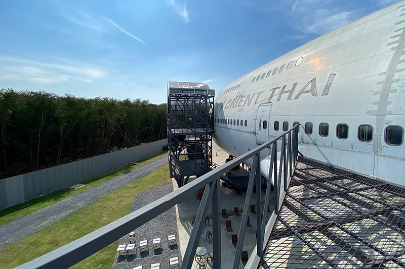 747 Cafe Is An Airplane Bistro In Bangkok With Only ฿120 Flight Tickets