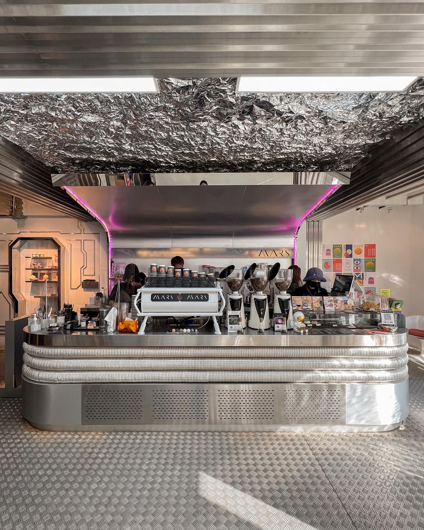 MARS.cnx Is A Mars-Themed Cafe With Spacecraft & Mini Grand Canyon