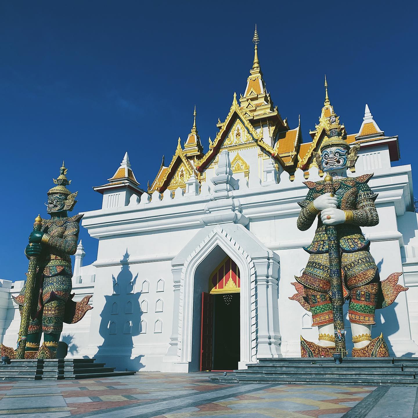 Legend Siam Pattaya: Theme Park With Retro Thai Houses & Boat Rides