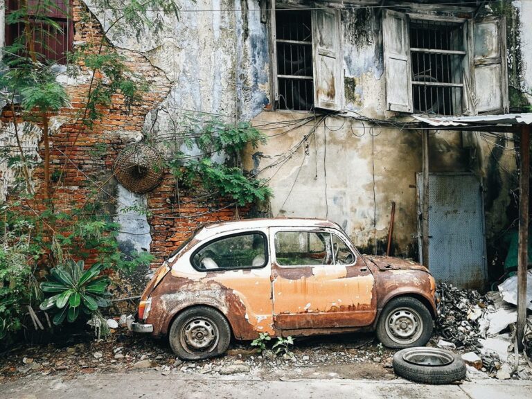 Talad Noi: BKK Historic Neighbourhood With Photogenic Street Art