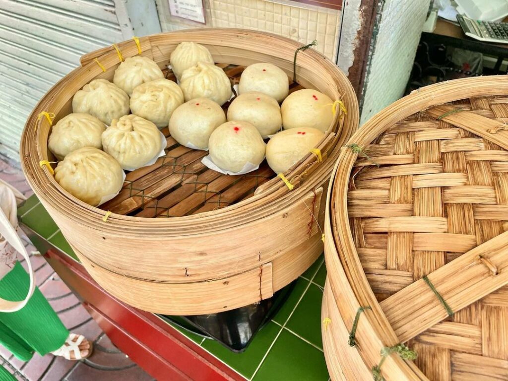 Gu Long Bao: Artisan Handmade Teochew Buns