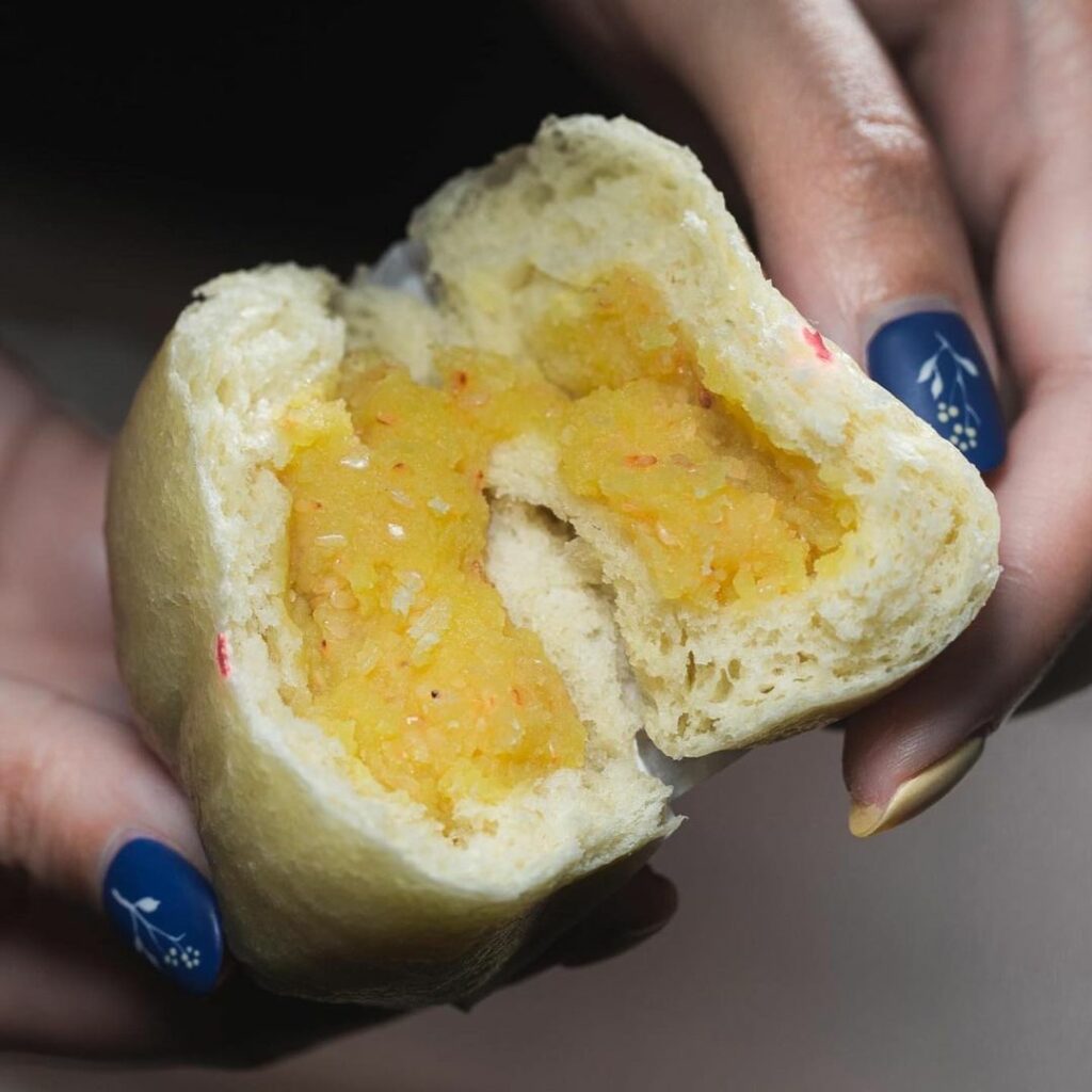 Gu Long Bao: Artisan Handmade Teochew Buns