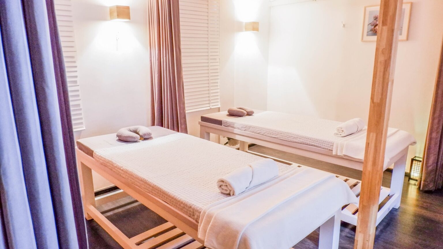 Thai Massage Parlours Near Bts Stations