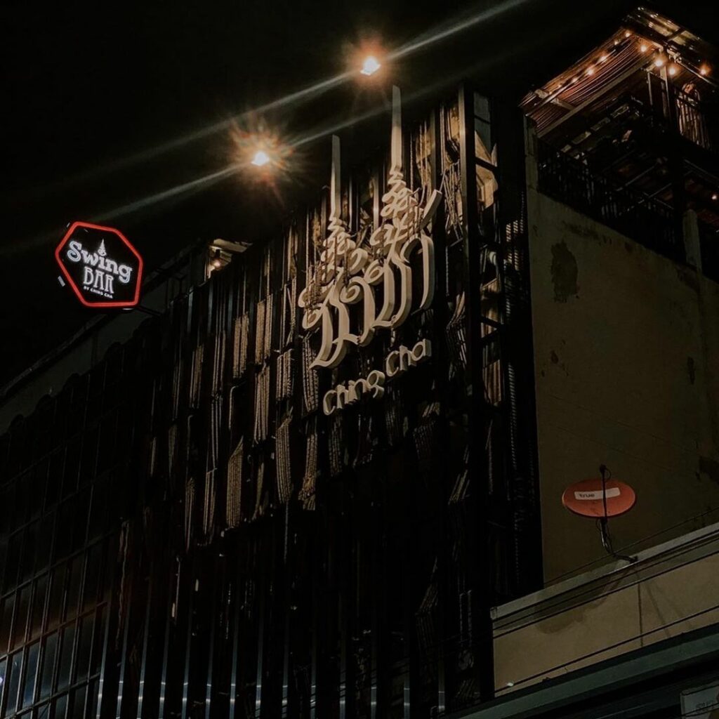 Swing Bar: Rooftop Bar Overlooking BKK’s Giant Swing