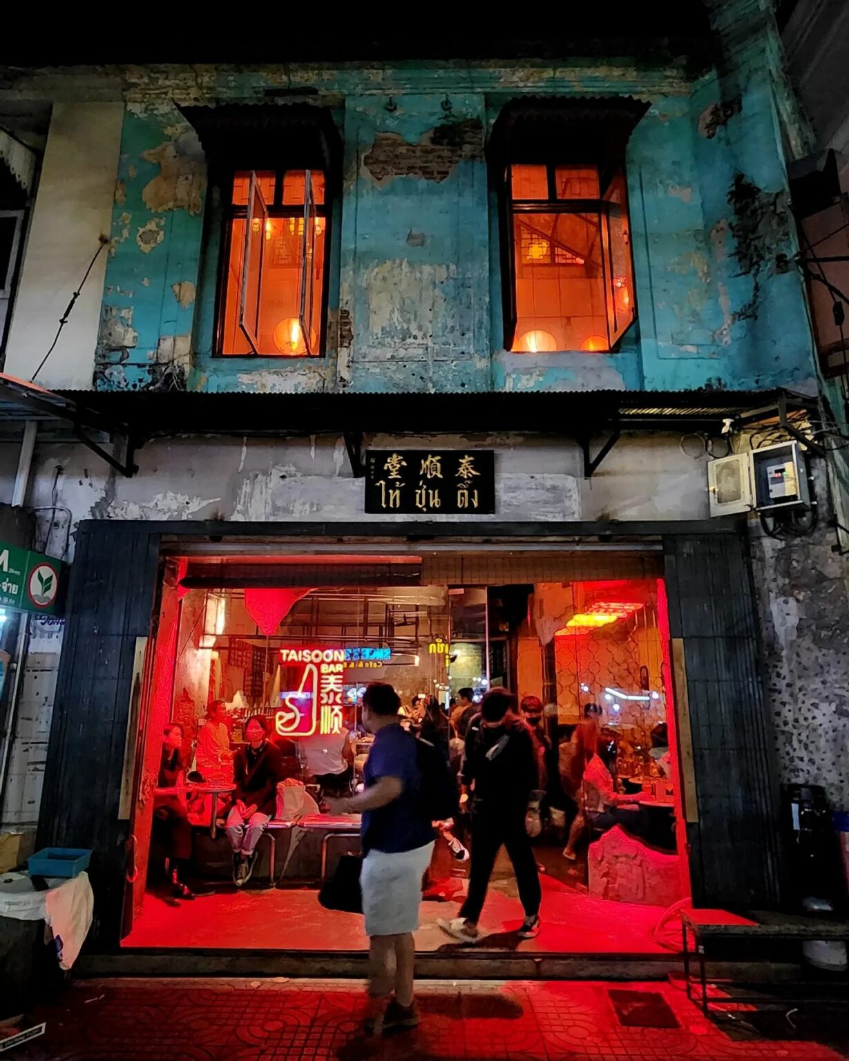 8 Bangkok Draft & Craft Beer Bars To Sip & Savour For Beeraholics