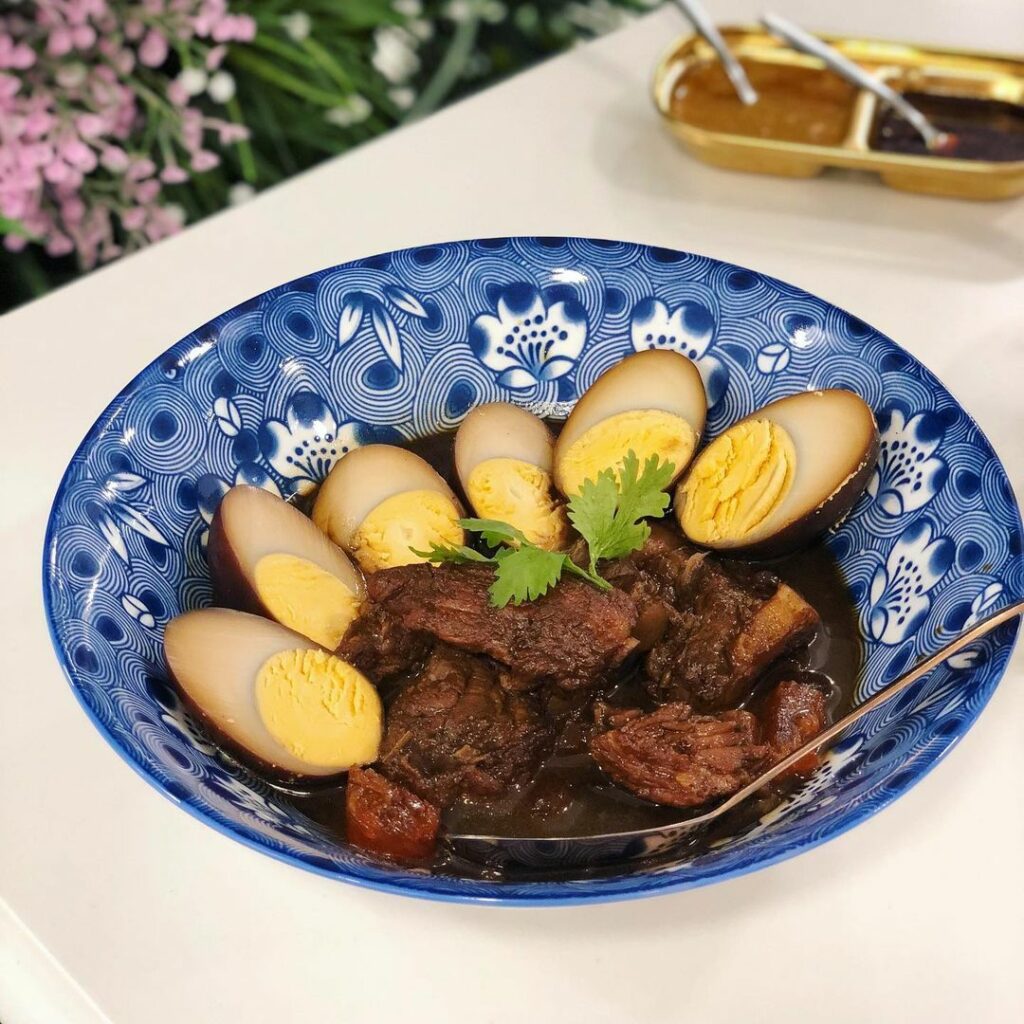 TH TH DAH (ธธดา): Traditional Thai Dishes You Won't See Anywhere Else