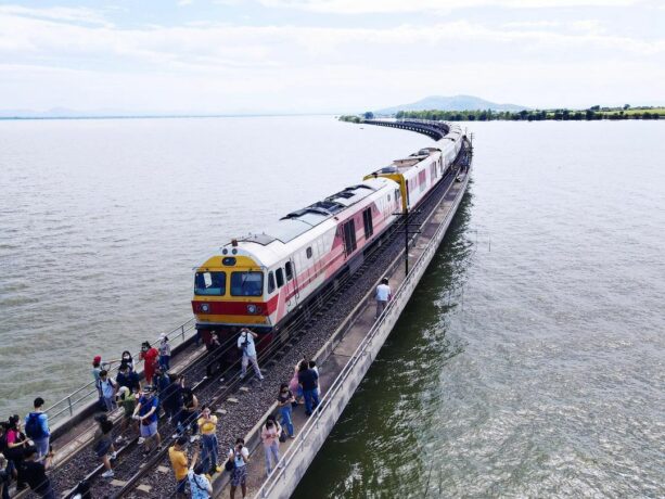 Get Tickets For Thai Floating Train