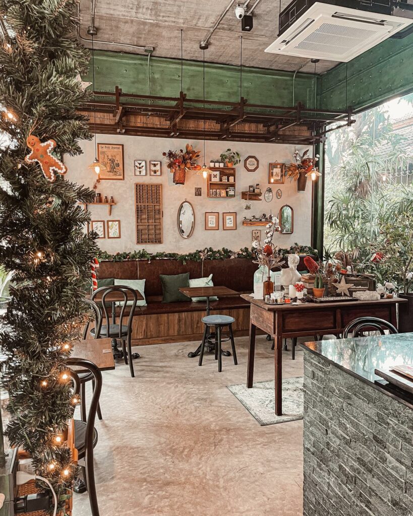 10 Work-Friendly Thong Lor Cafes With Cosy & Photogenic Designs