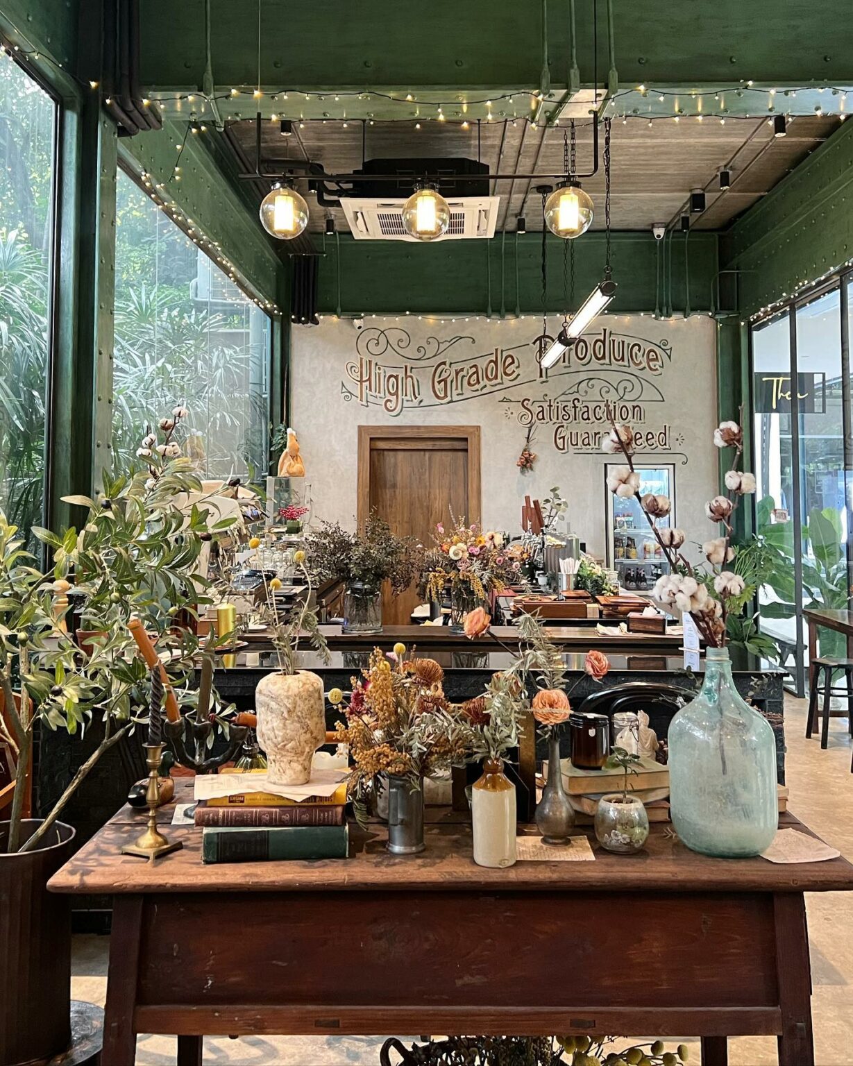 10 Work-Friendly Thong Lor Cafes With Cosy & Photogenic Designs