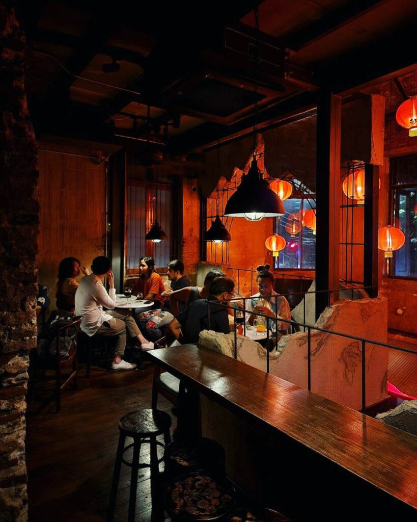 Tai Soon Bar, Bangkok: Retro Chinese-Style Bar With Craft Beers